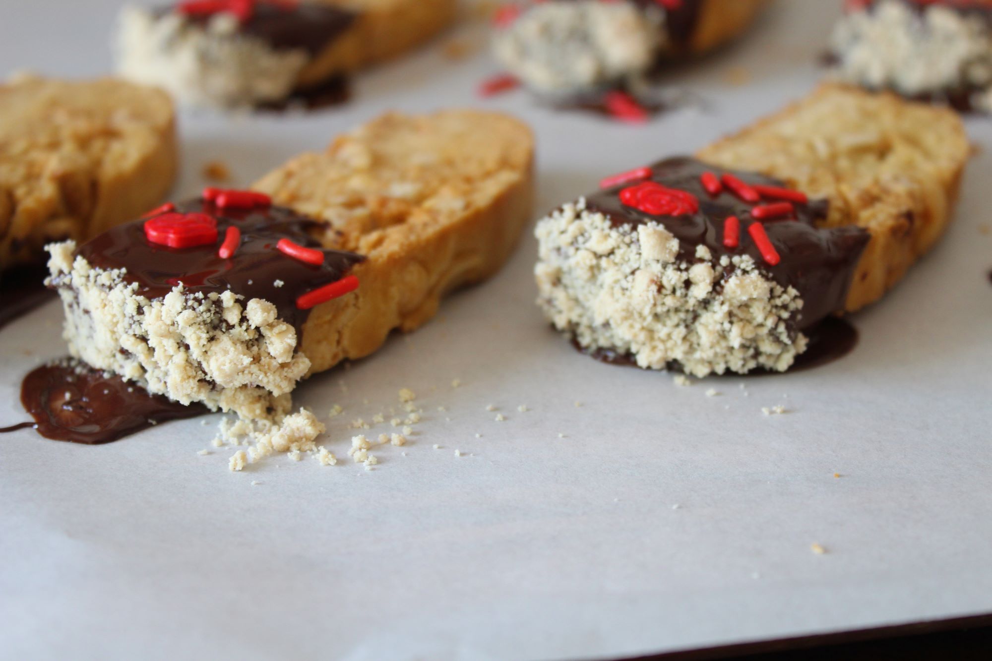 Mexican Mazapán Biscotti: A Fusion of Traditional Flavors